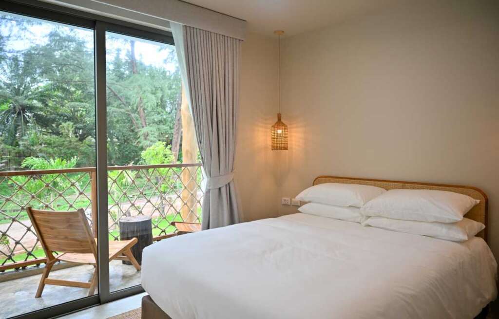 King/Twin Suite with Pool View - The Talay Hotel near Phuket